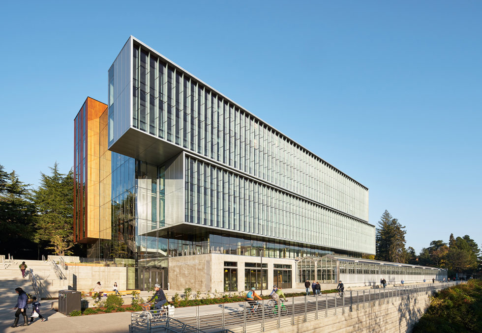 How 3 West Coast Facilities are Innovating Health Care Design - gb&d