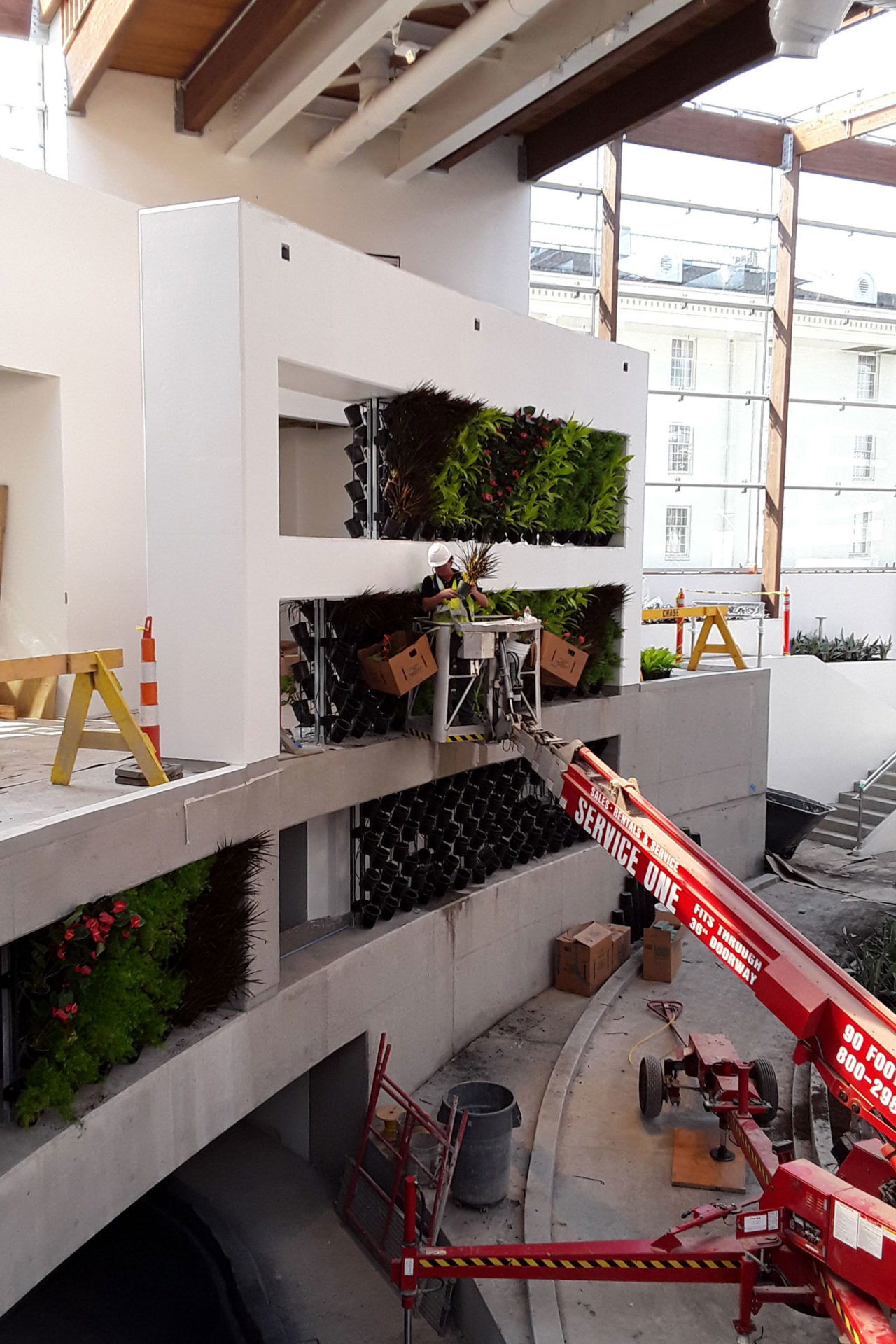 How Living Green Walls Bring Biophilic Design to a Large-Scale - gb&d