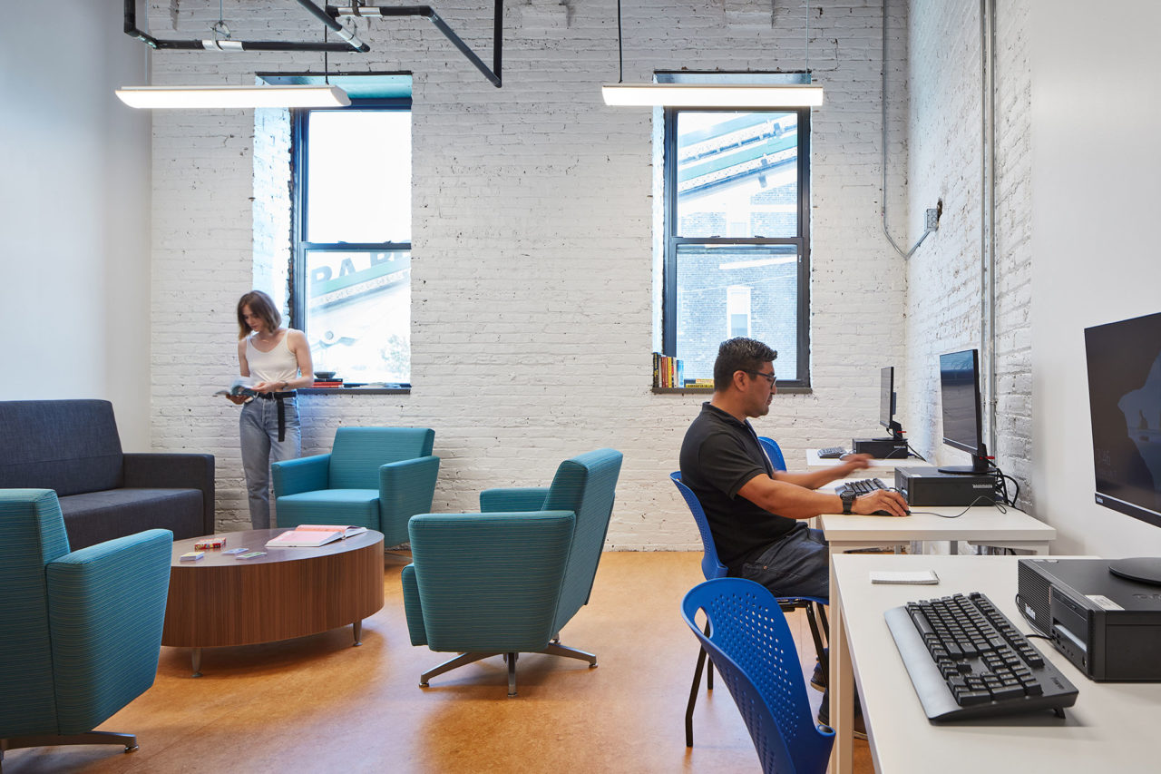 Chicago Adaptive Reuse Transforms Bucktown Building into a Refuge