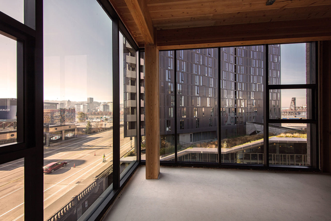 Skylab Sideyard Project Brings Life to Unusable Space in Portland - gb&d