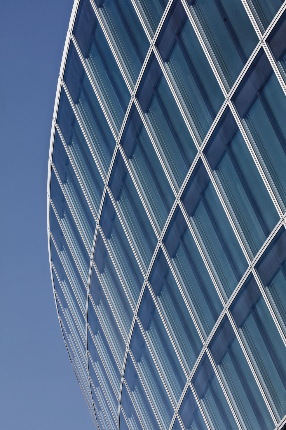 An Expert Guide to Modern Facade Design