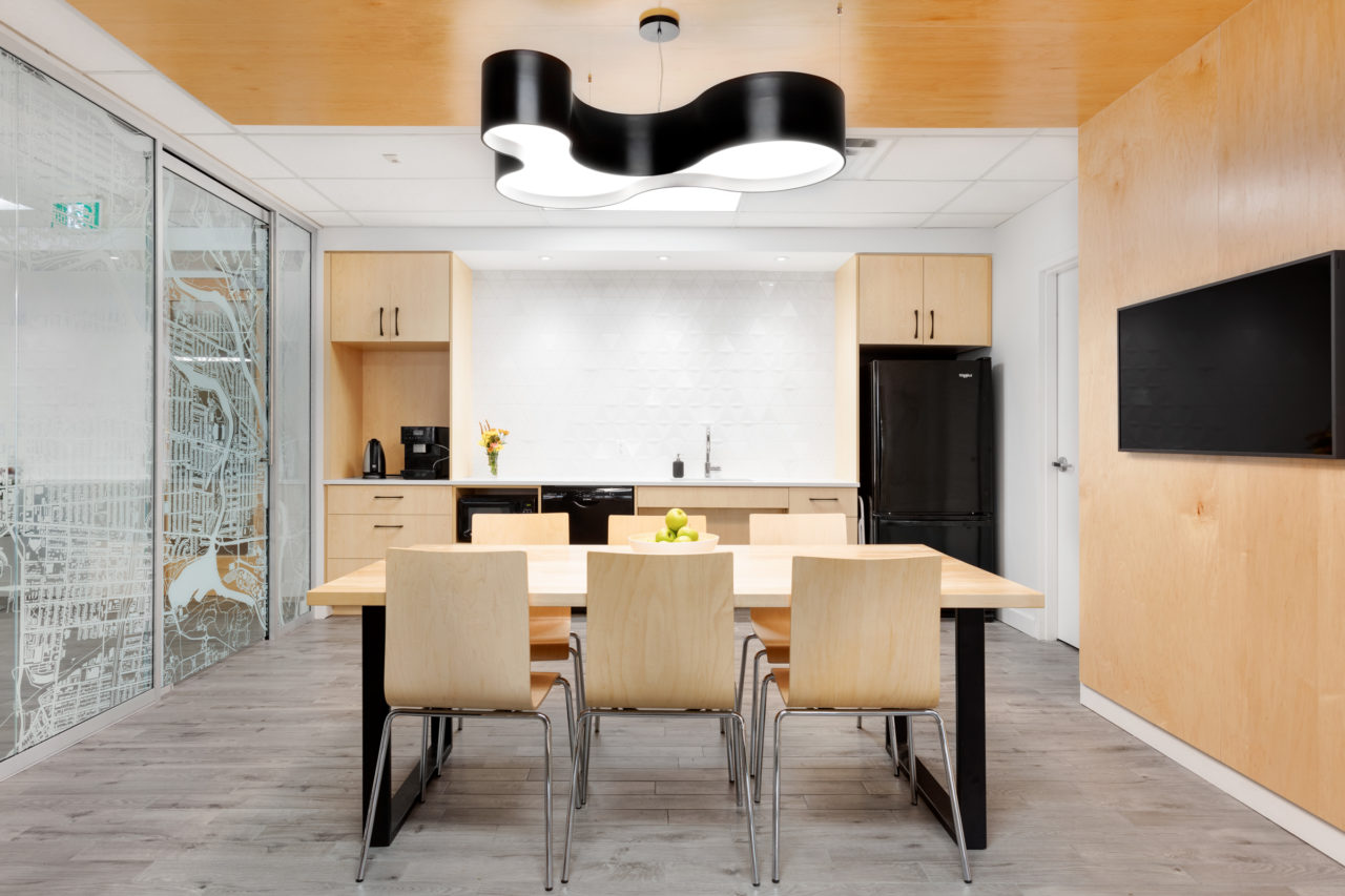 An Architect’s Guide to Choosing Wood for Construction