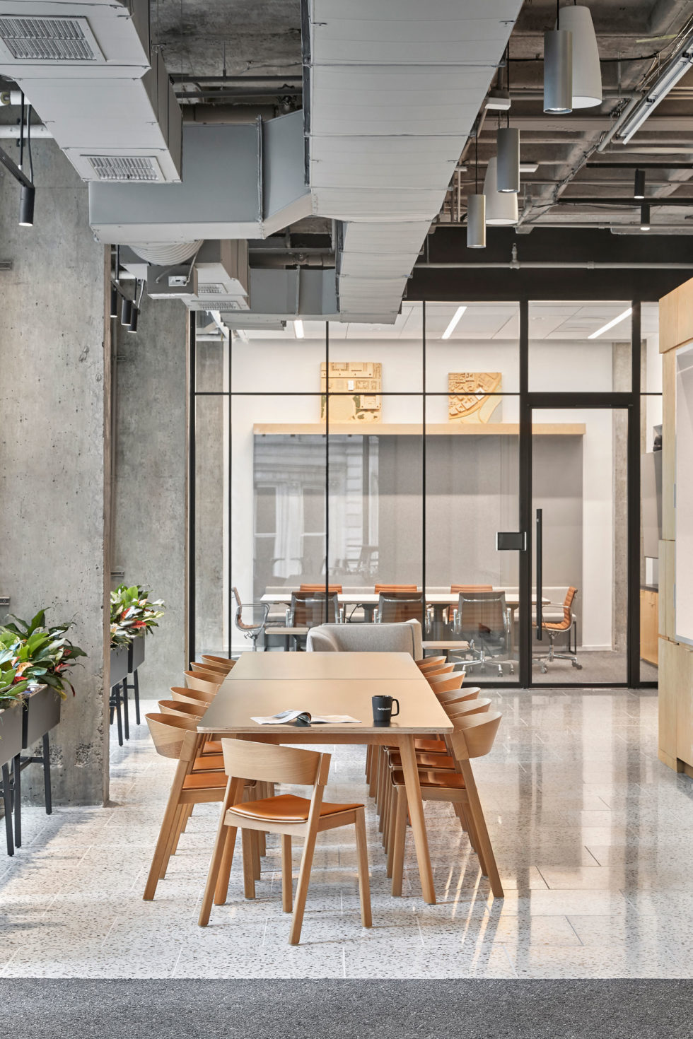 Hybrid Office Design is Being Tested in Real Time by Perkins&Will - gb&d