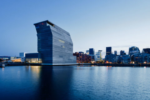 Sustainable Community Examples: Tips for Planning & Design