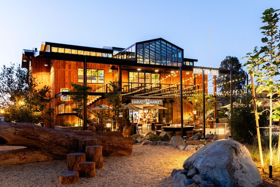 Introduction to Daylighting Design - Examples and Photos 2023