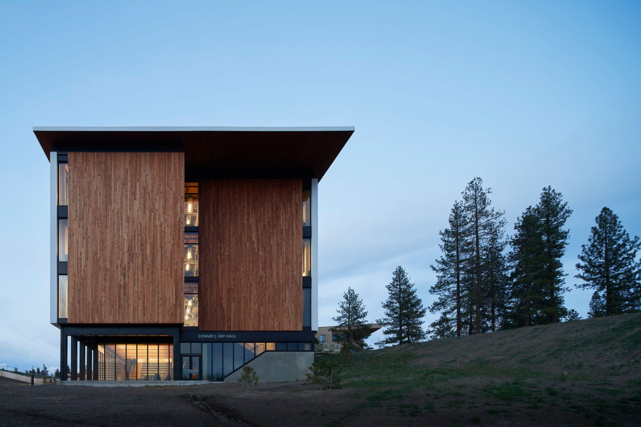 What is CLT? A Guide to Cross-Laminated Timber - gb&d